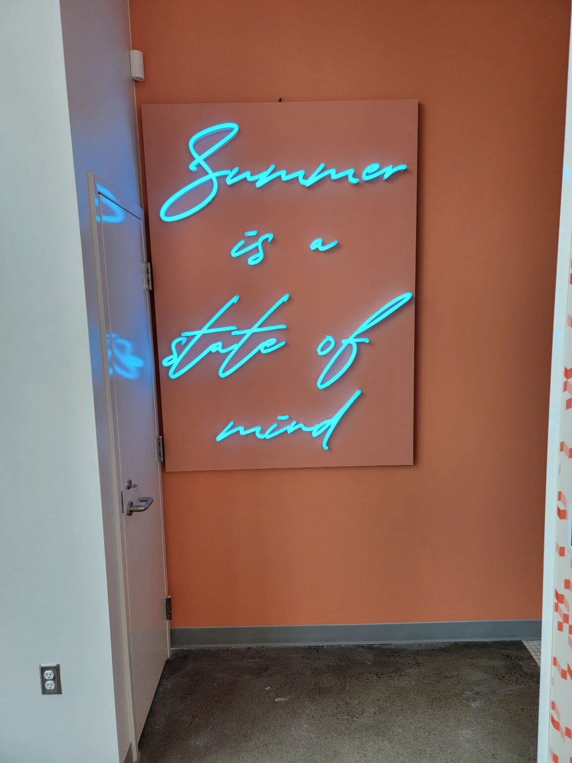 Alpha Neon - Everylite